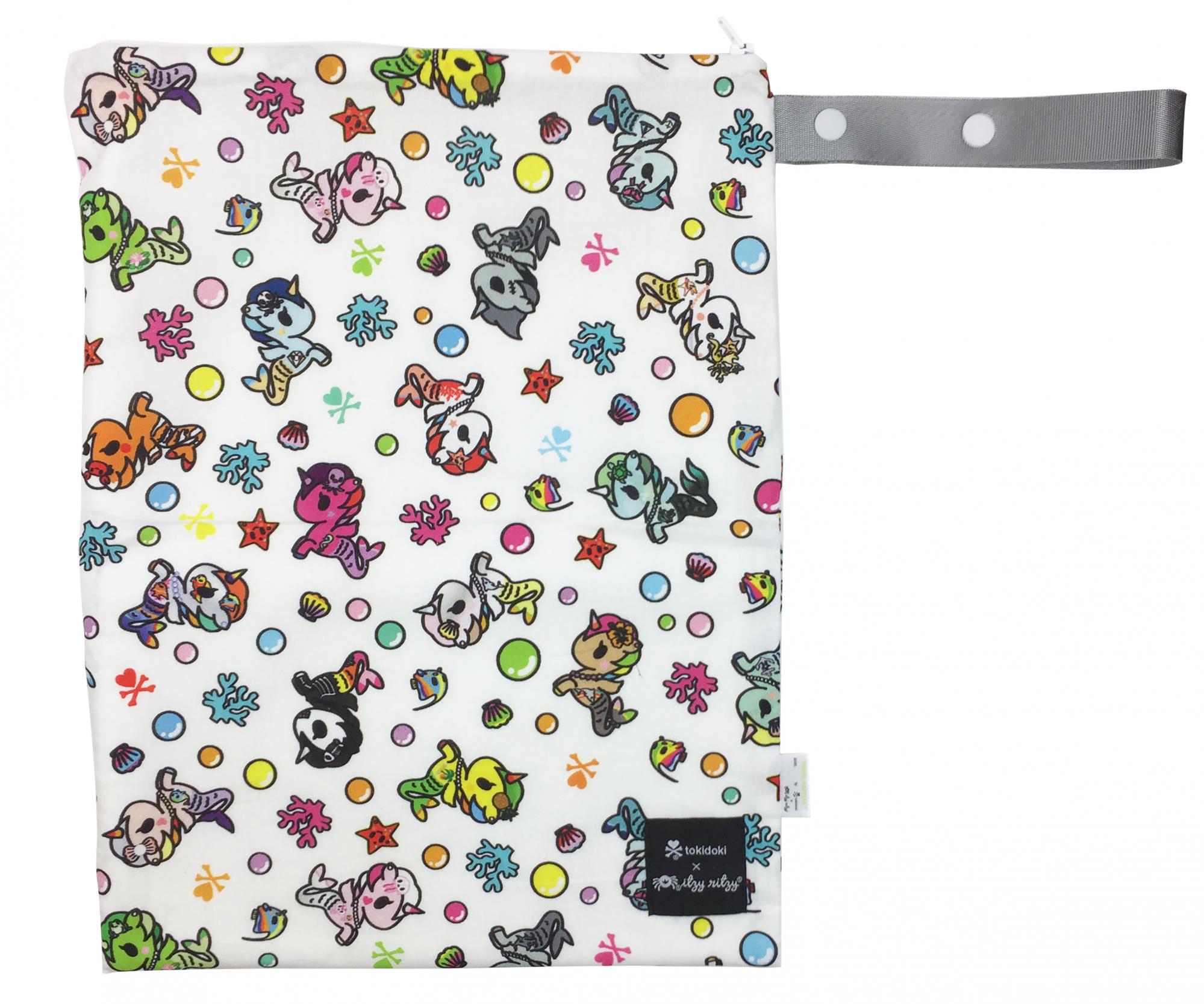 Itzy Ritzy Medium Travel Happens Sealed Wet Bag with Adjustable Handle