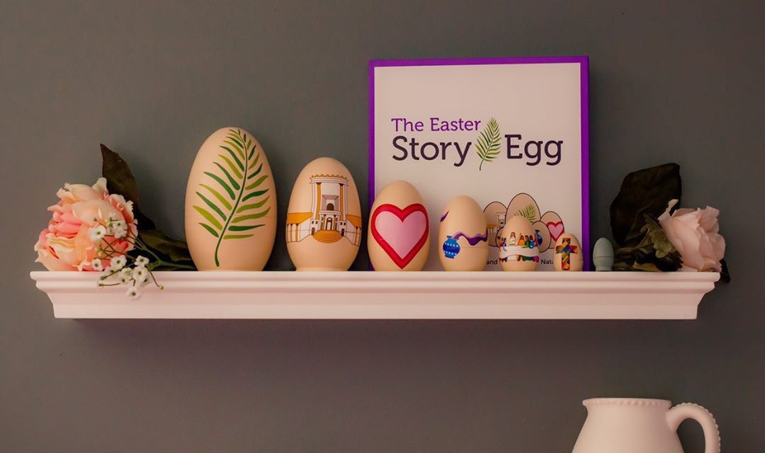 The Easter Story Egg - 7 Nesting Eggs, Book & Activity