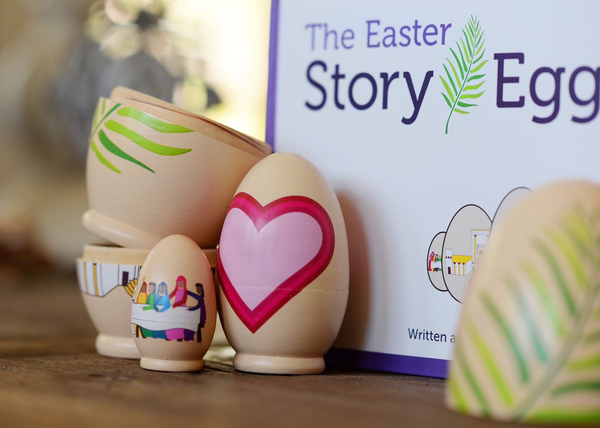 The Easter Story Egg - 7 Nesting Eggs, Book & Activity